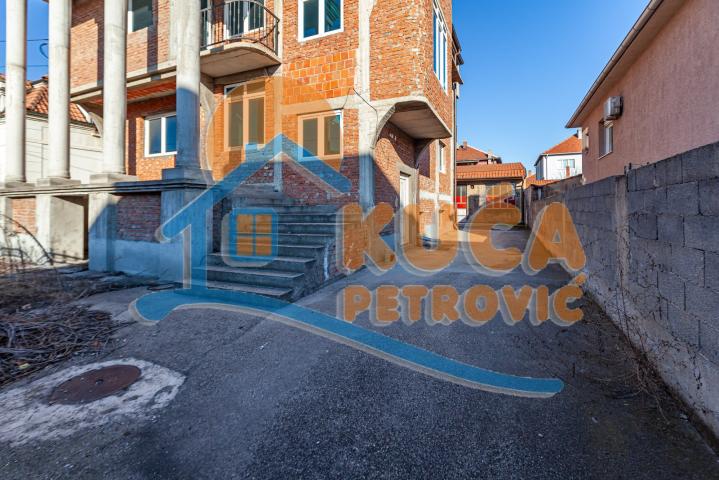 Luksuzna kuća, Durlan