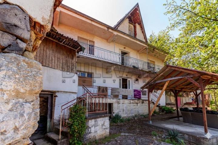 Kuća 180m2, Ostrovica