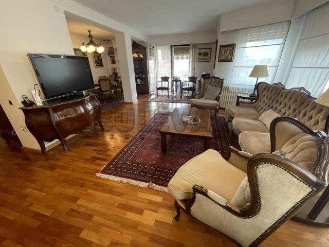 Retko u ponudi, luksuzna kuća 360m2, centar