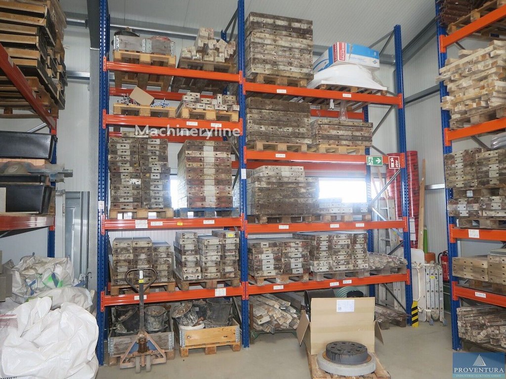 Prodaje se Schwerlastregal Stahl blau/orange ca. 450b cm paletni regal na aukciji
