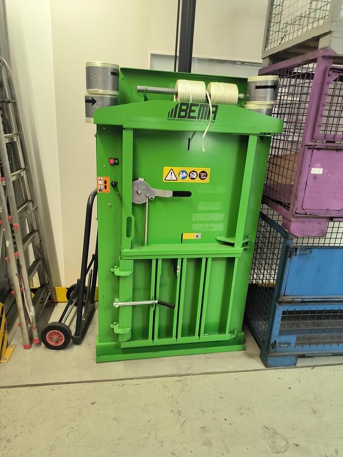 Macfab 75 Baler balirka za papir