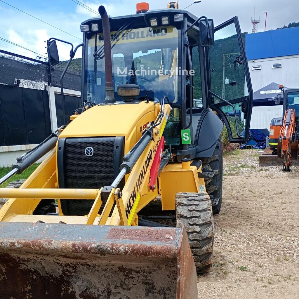 New Holland B90C bager-utovarivač