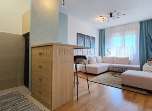 Izdavanje Stan - Beograd, Vračar: Crveni Krst - Južni bulevar