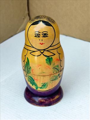 Babuska drvei suvenir