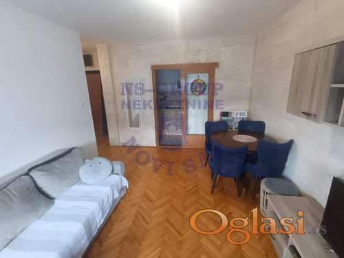 Jednoiposoban stan površine 40 m² u blizini Bul. Oslobođenja