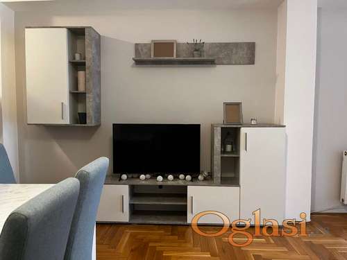 Dvosoban namešten stan 41m2,Podbara-400e