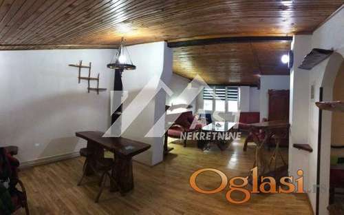 IZDAJE SE CETVOROSOBAN STAN U CENTRU-pet friendly ID#7385
