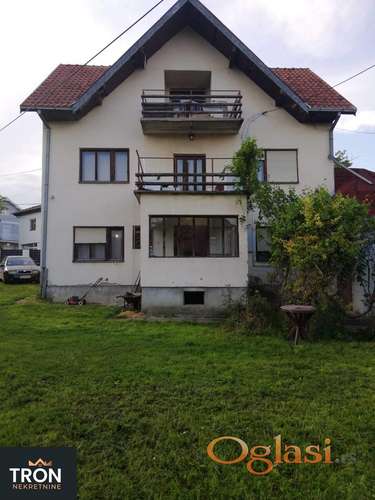 Komforna kuća na 9,4a placa