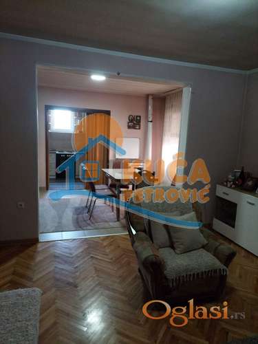 Izdaje se kuća u Kuršumliji!