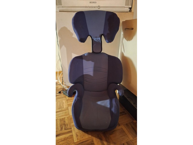 Dečije sedište za auto