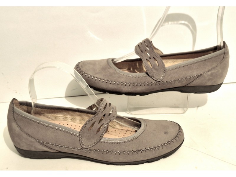 NOVE ,,GABOR,, KOZNE zenske sandale br.40