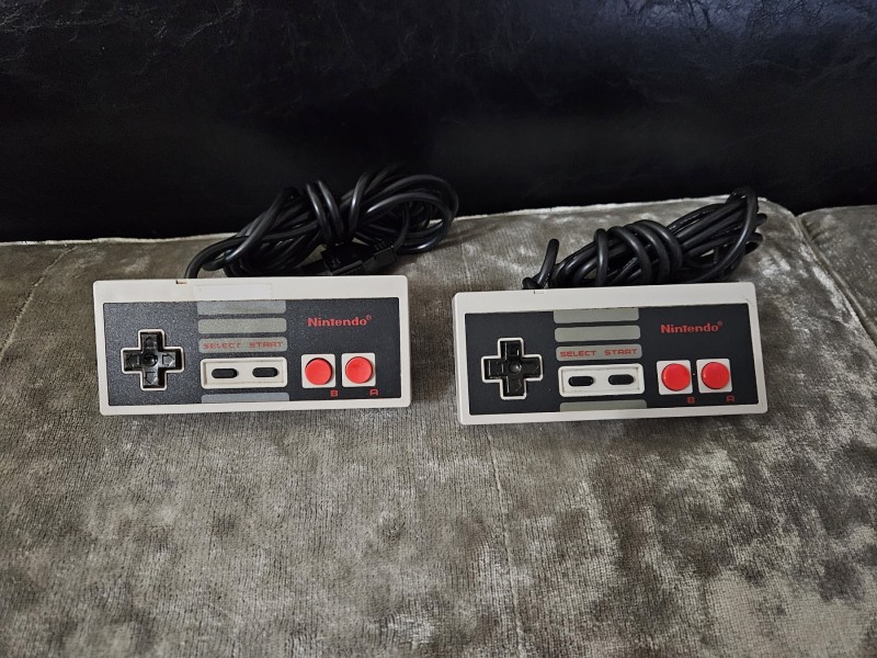 Nintendo NES gamepad 2 kom