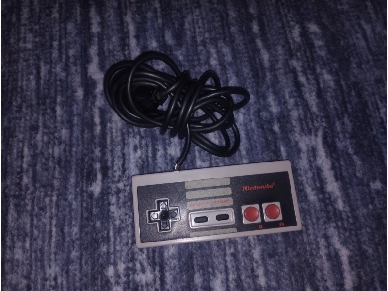 Nintendo NES kontroler
