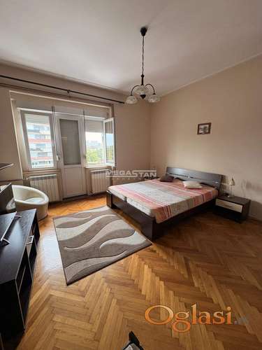 Mileševska, sa infostanom