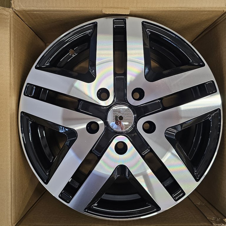 ALU FELNE
6.5J x16 ET50 5x130