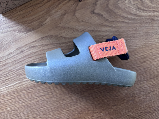 Decije sandale Veja