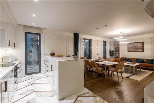 Penthouse | Novi Dorćol | Privatna bašta