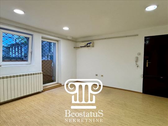 Stari Grad, Centar stan za pp PSUT, 60m2, 3.0,+2wc