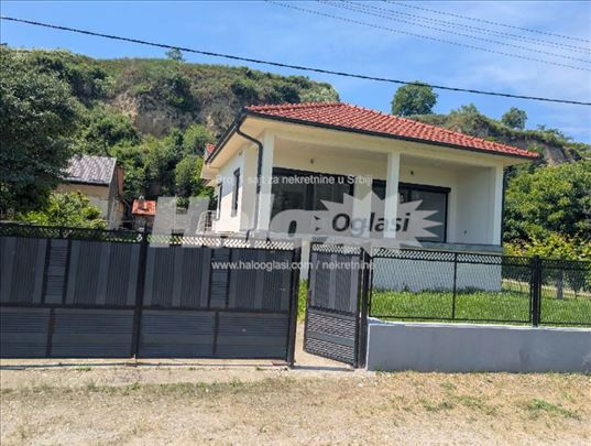 Nova lux kuca na samoj obali Dunava