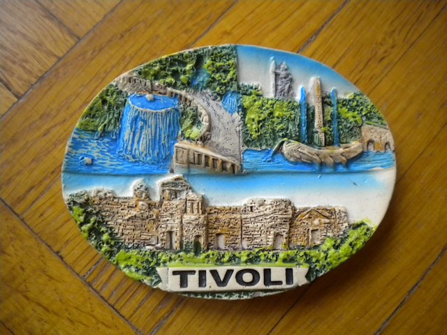 TIVOLI  Italija, magnet za frizider