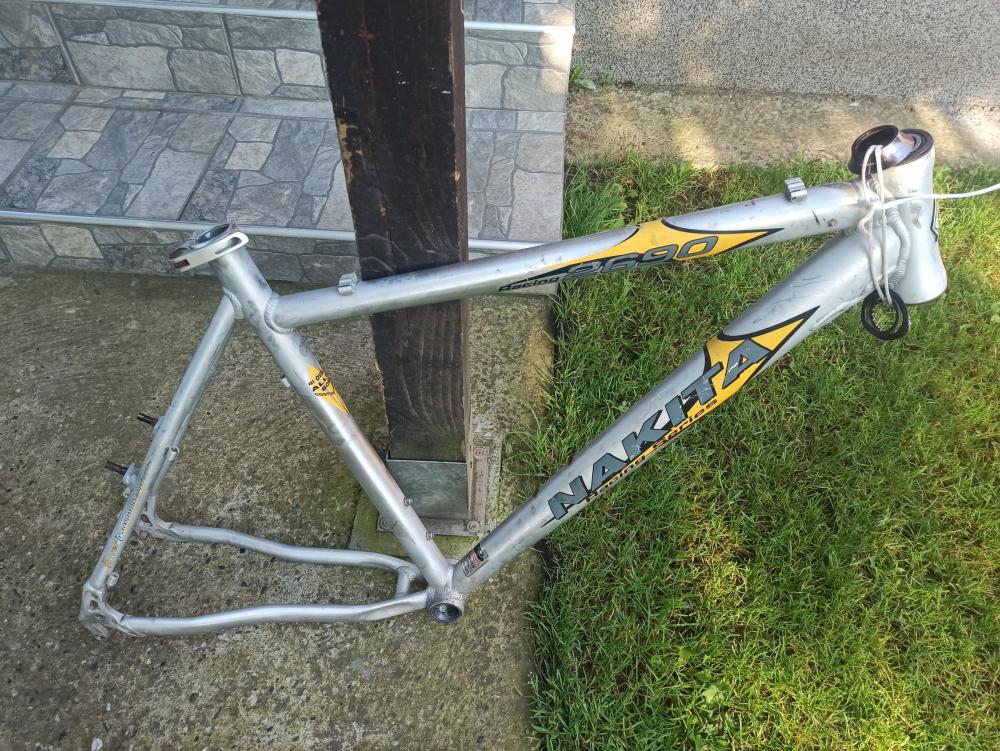 Nakita Racing Series 2690 ram+delovi