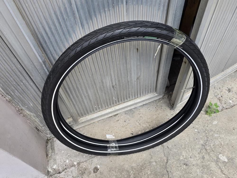 Schwalbe 28 2.0 kao NOVO