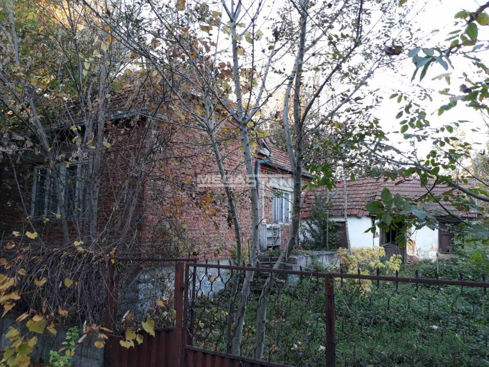 Plac u centru Petrovca na Mlavi
45.000 €