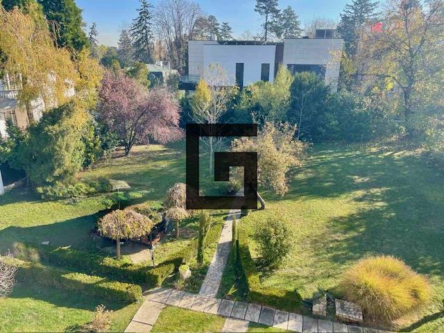 Izdaje se kuća na Dedinju–260 m² ID#2554
4.200 €