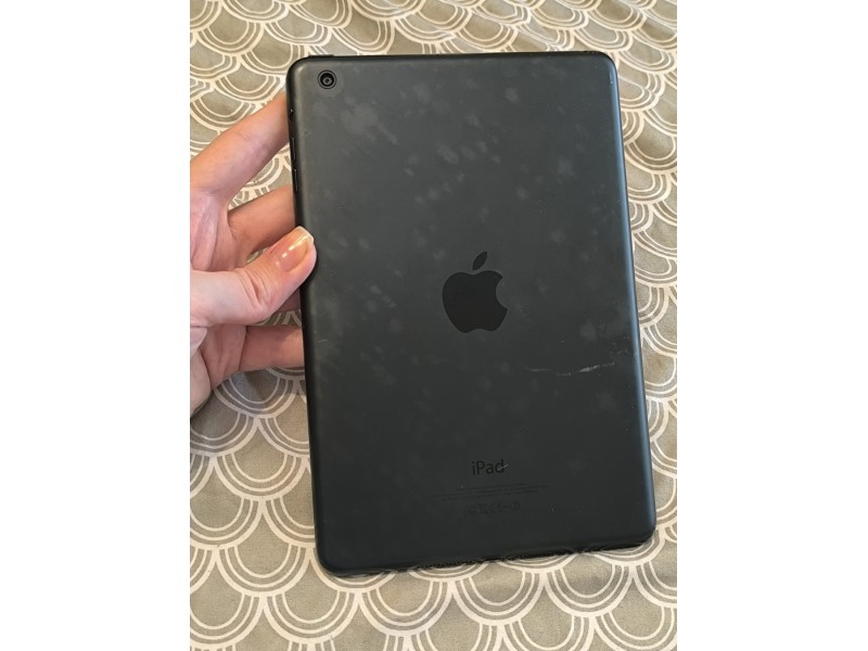 Apple iPad A1432 #2