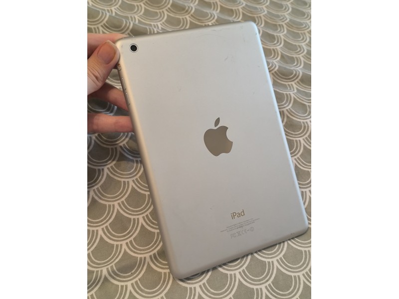 Apple iPad A1432