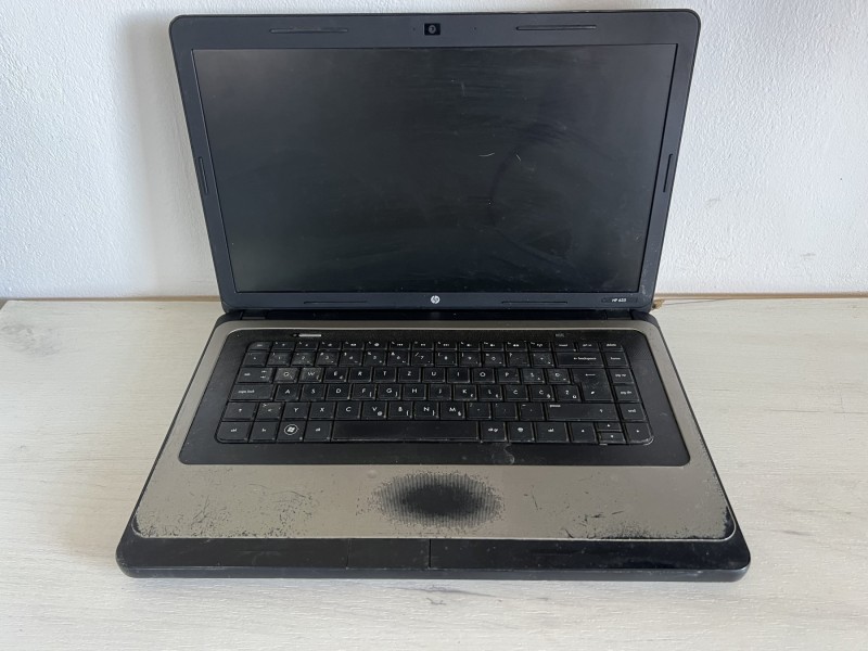 HP 635 laptop za delove