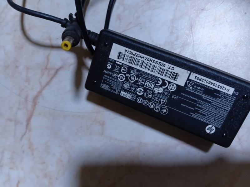 HP 18.5v3.5a PPP009H 65W