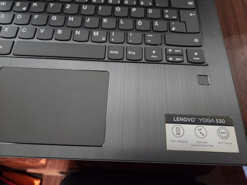 lenovo ryzen 5 sa 8 gb ddr4 256 ssd