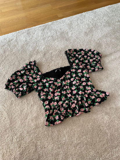 Zara top novo