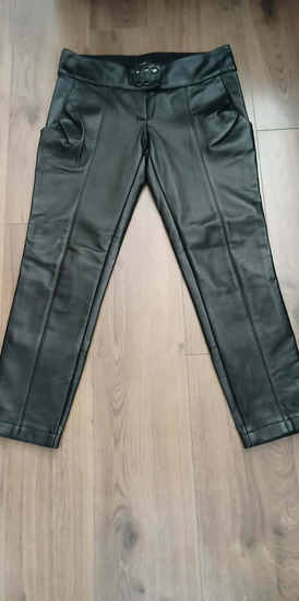 Marija Sinđelić dizajnerka, pantalone od kože