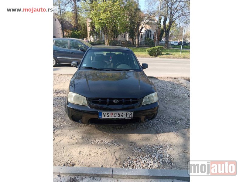 Hyundai Accent 1.1