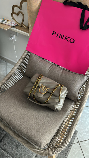 •PINKO• Veća Love classic puff torba•divna boja