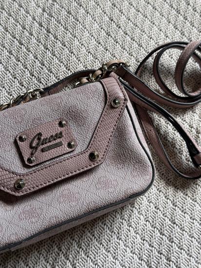 Guess mini roze torbica
