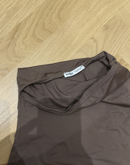 Bershka braon haljina S/XS SNIZENA