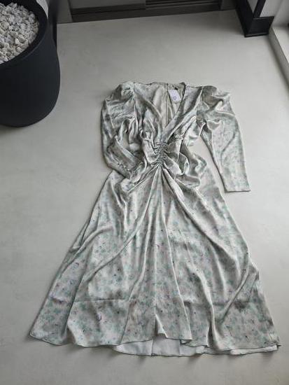 *** RASKOŠNA H&M HALJINKA *** XL
