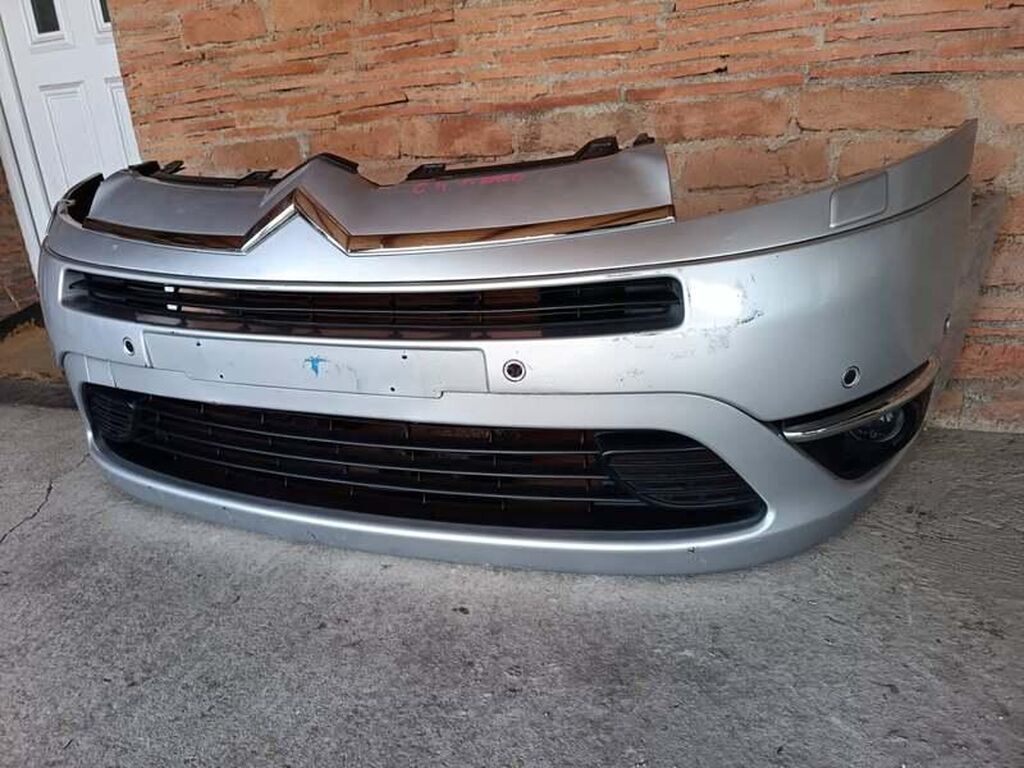 PREDNJI BRANIK SIVI ZA CITROEN C4 PICASSO OD 2006. DO 2010. GOD. |
