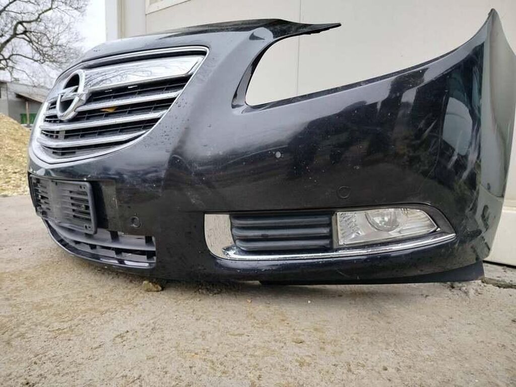CRNI PREDNJI BRANIK ZA OPEL INSIGNIA OD 2008. DO 2013. GOD. | Crni