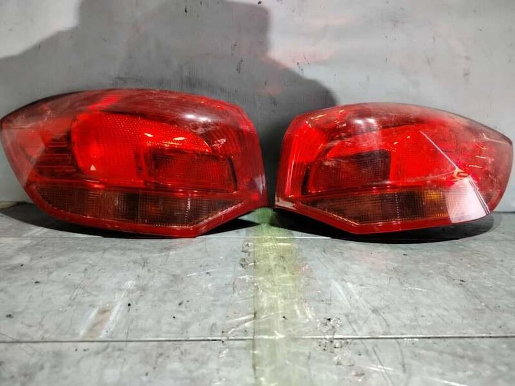 STOP SVETLA ZA OPEL ASTRA J OD 2009. DO 2015. GOD. | Stop svetla