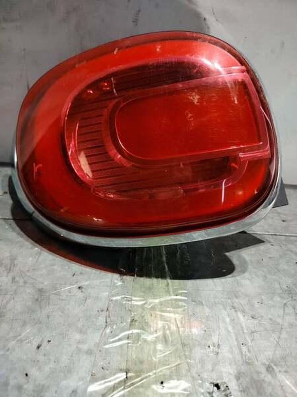 LEVO STOP SVETLO ZA FIAT 500L OD 2013. DO 2018. GOD. | Levo stop