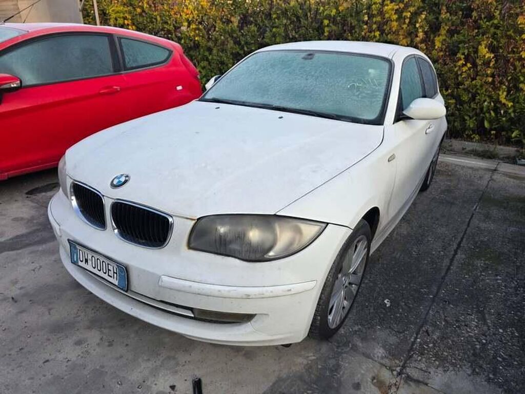 AUTO STAKLO (ŠOFERŠAJBNA, PROZ ZA BMW 118 OD 2004. DO 2011. GOD. |