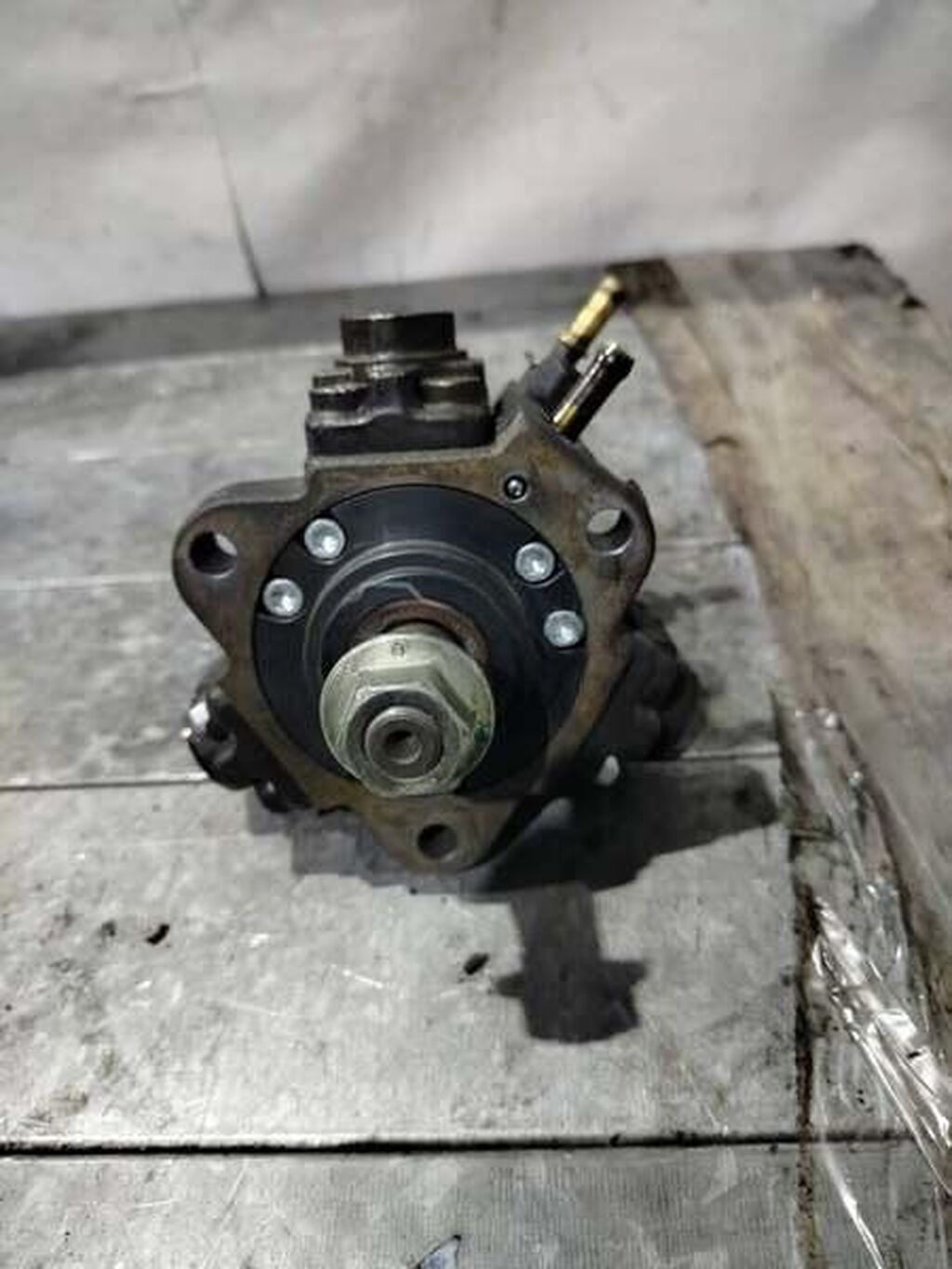 BOSCH PUMPA ZA ALFA ROMEO 159 OD 2005. DO 2011. GOD. | Bosch pumpa