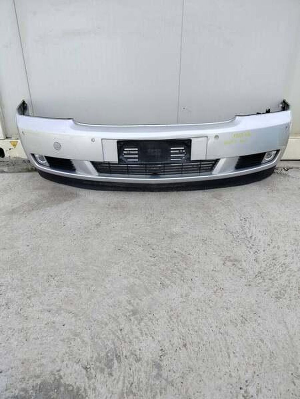 PREDNJI BRANIK ZA OPEL VECTRA C OD 2003. DO 2008. GOD. | Prednji