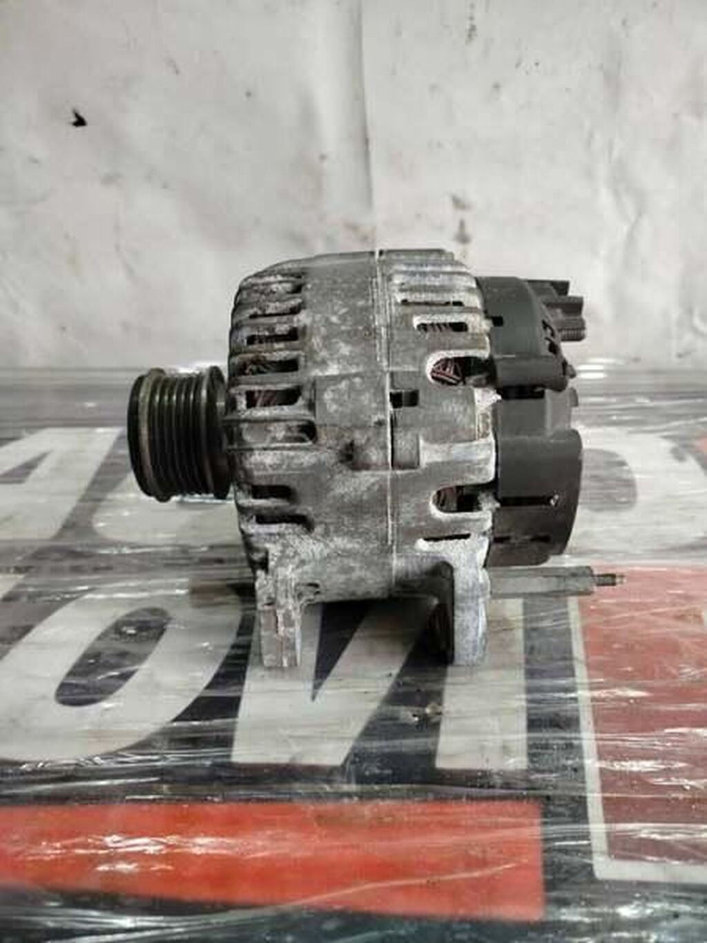 ALTERNATOR 1.6BENZ ZA VOLKSWAGEN GOLF 5 OD 2003. DO 2009. GOD. |