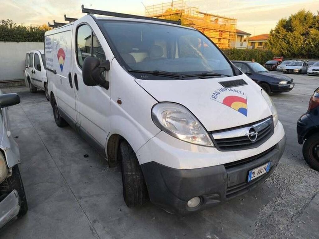 EGR VENTIL OPEL VIVARO | EGR ventil u odličnom stanju. Opel Vivaro