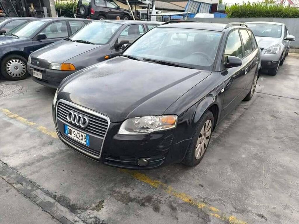 HAUBA ZA AUDI A4 OD 2004. DO 2007. GOD. | Hauba u odlicnom stanju